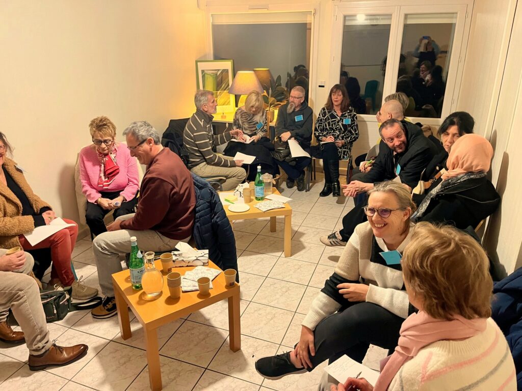 Café des parents - un nouveau format, riche en partage ! - APAJH Gironde